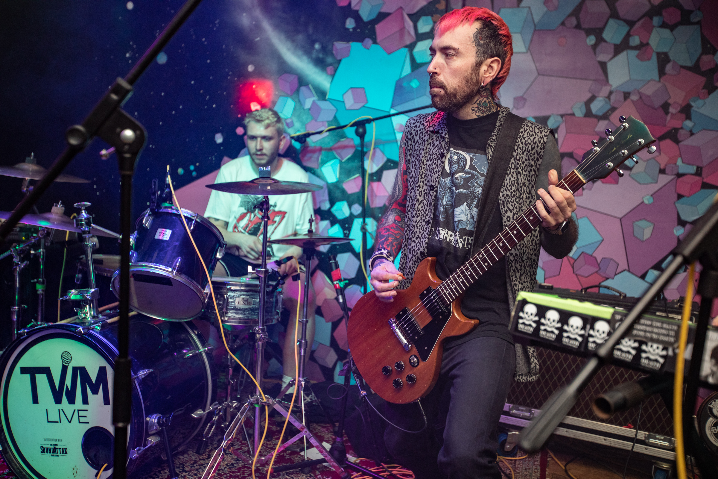 Review/Gallery: Wonk Unit, Greebo, Junodef – Three Wise Monkeys, 17th ...